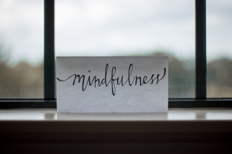Importance of Mindfulness - Present Moment - PhysioAdvisor